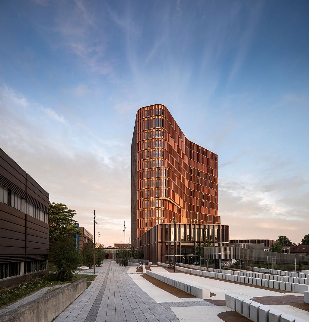 Copenhagen awards a prize to Maersk Tower - C.F. Møller