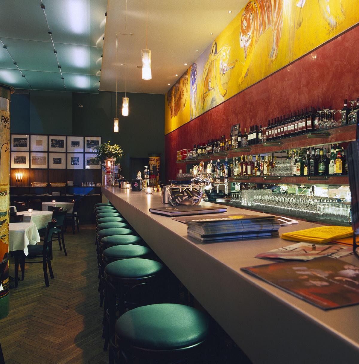 Cafe Hack, Aarhus Theater - Projects - C.F. Møller