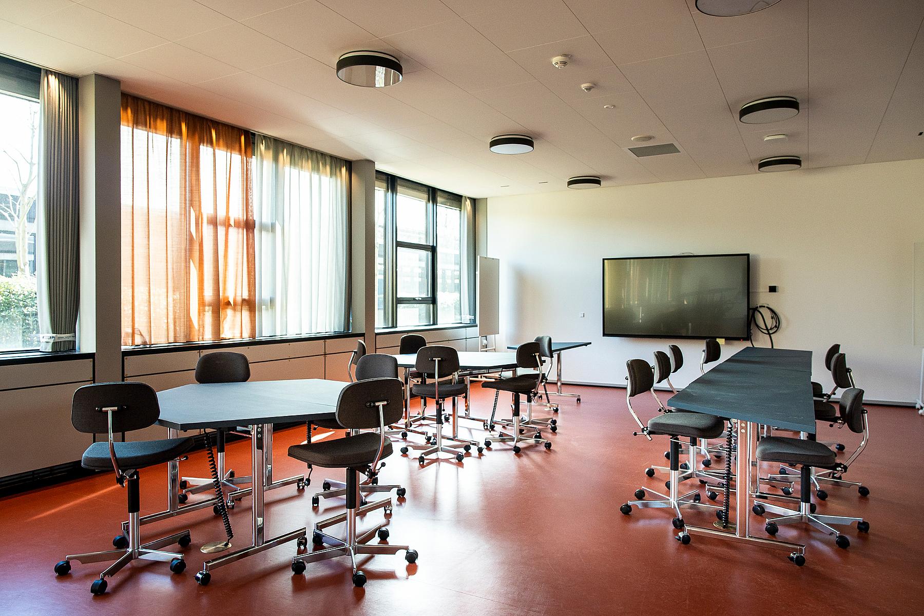 DTU Building 116 - workplace design - Projects - C.F. Møller